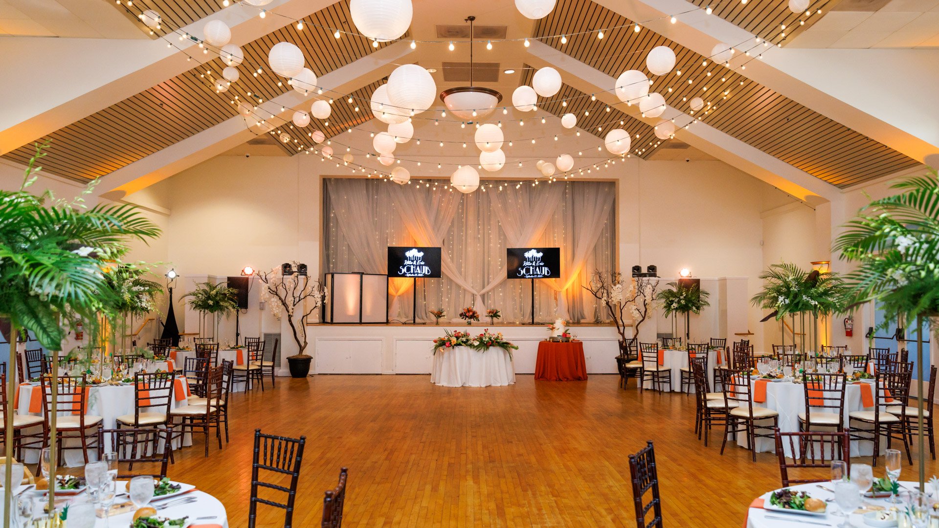 Cuvier Club: Classic Seaside Venue in La Jolla CA