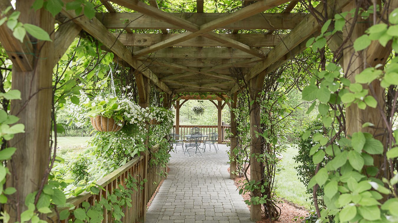 Fern Hill Barn: Rustic Elegance, Panoramic Views in Spencer MA
