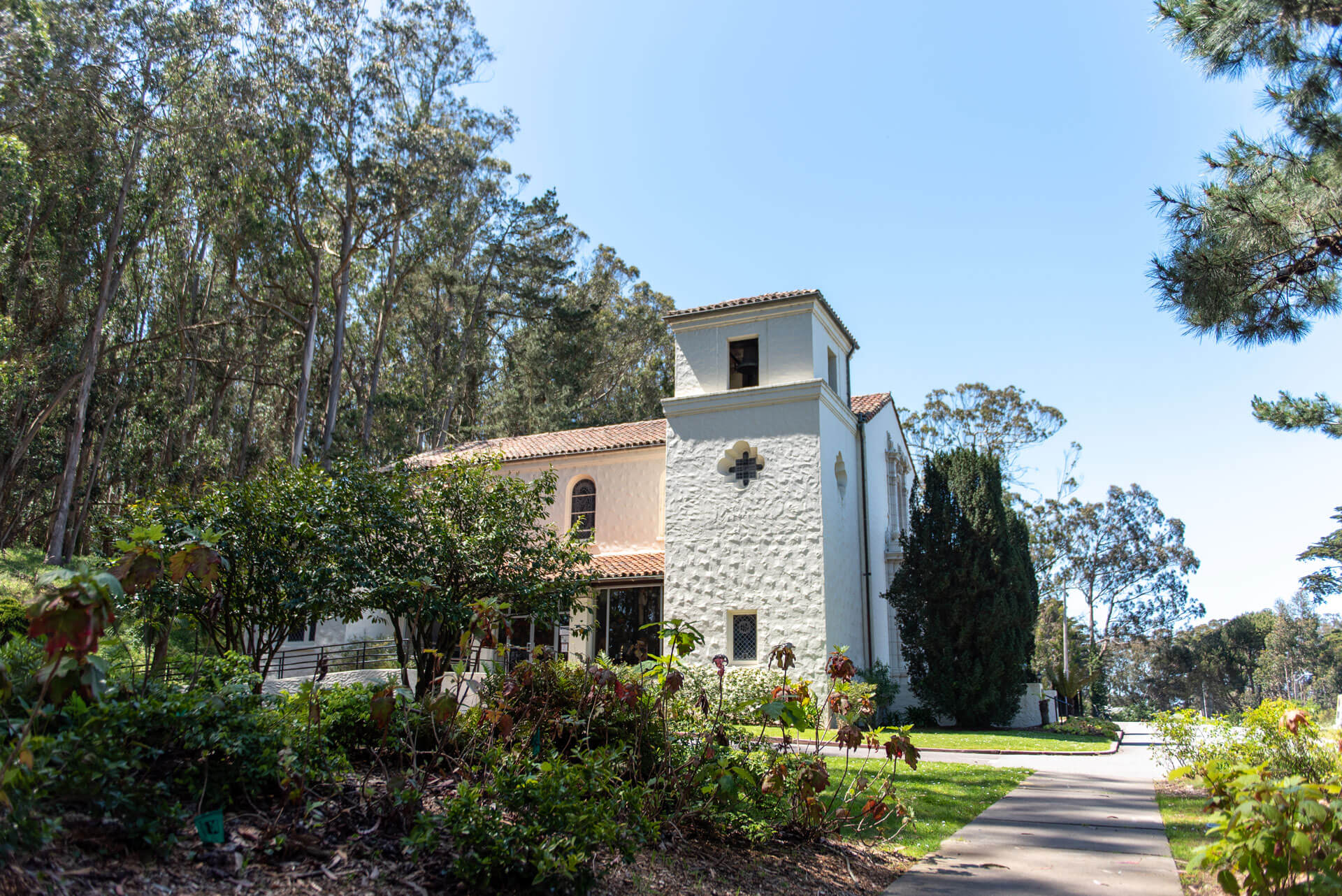 Presidio Chapel: Historic Elegance Overlooking San Francisco, CA