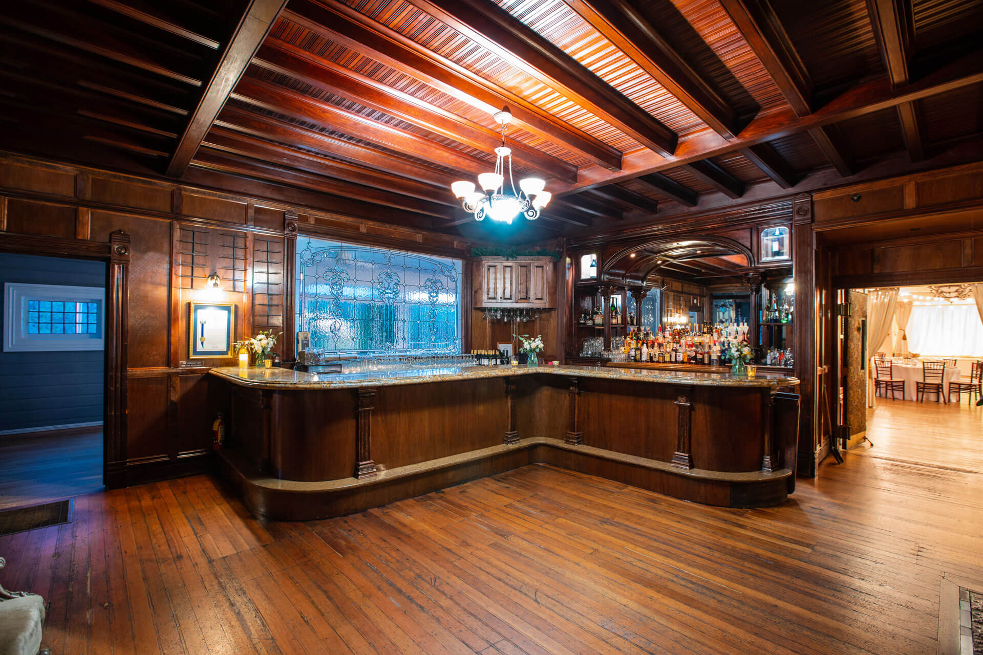 Sequoia Mansion: Vintage Charm Meets Modern Flair in Placerville, CA